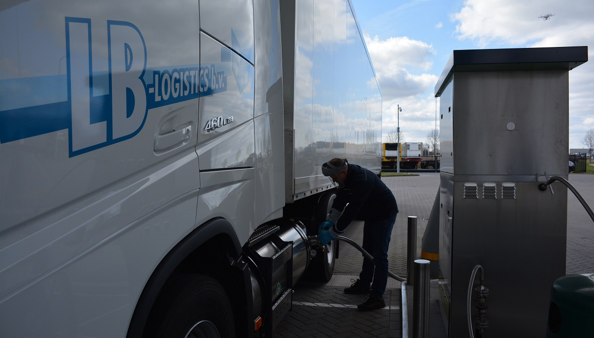 Transport Online - Nieuwe Volvo FH LNG voor LB-Logistics