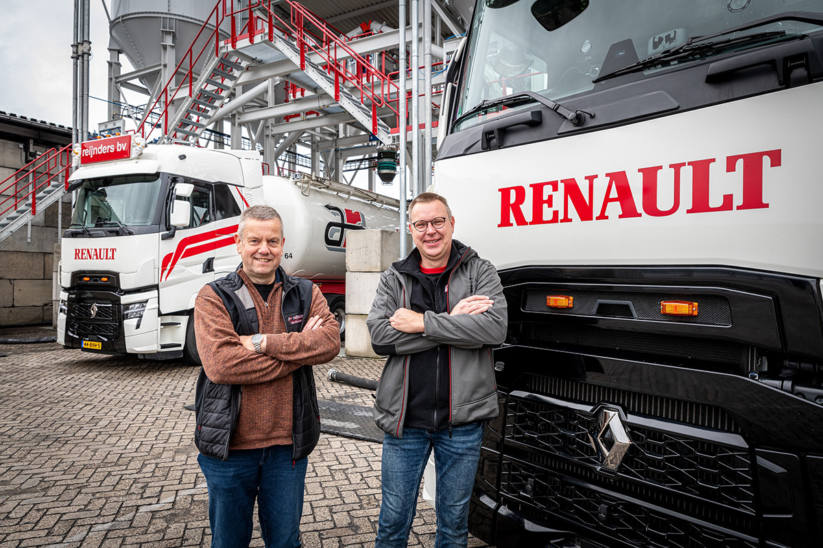 Transport Online - Drie nieuwe Renault Trucks T High 520-trekkers voor ...